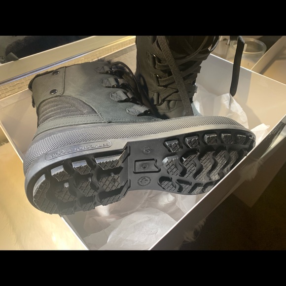 Moose Knuckles | Shoes | Moose Knuckles Mens Size 2 Gatineau Boots ...